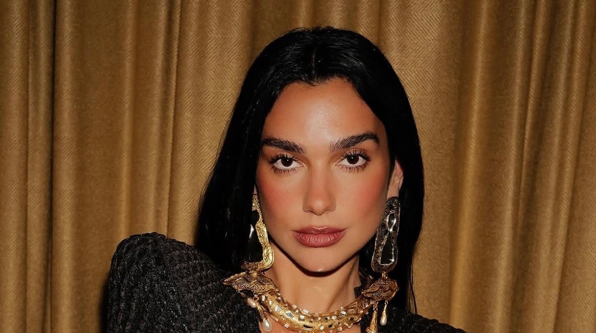 Dua Lipa: Το διαχρονικό μανικιούρ της που συνδυάζεται με τα πάντα θα ...