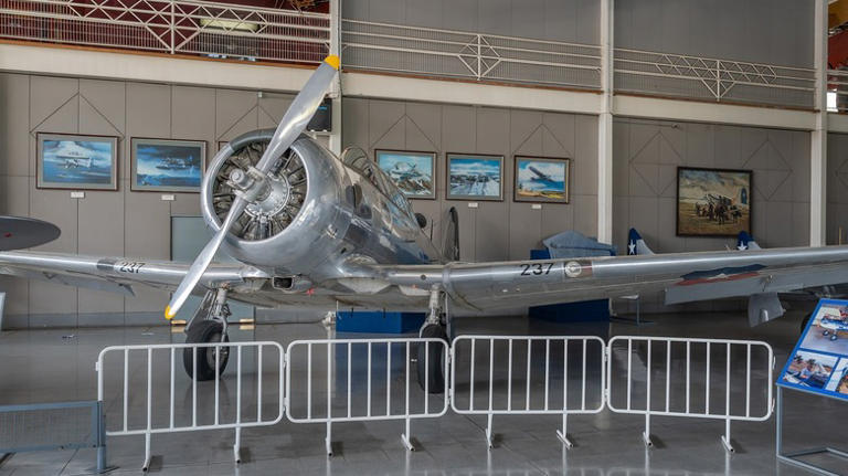 Why Is The North American T-6 Texan Called The 'Pilot Maker?'