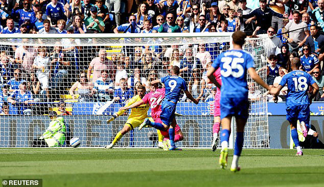 Leicester 2-0 Ipswich: Jamie Vardy scores 200th goal in 500th and final ...