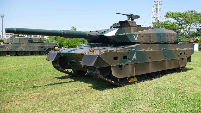 Japan Orders New Batch of Type 10 Tanks from Mitsubishi Heavy Industries