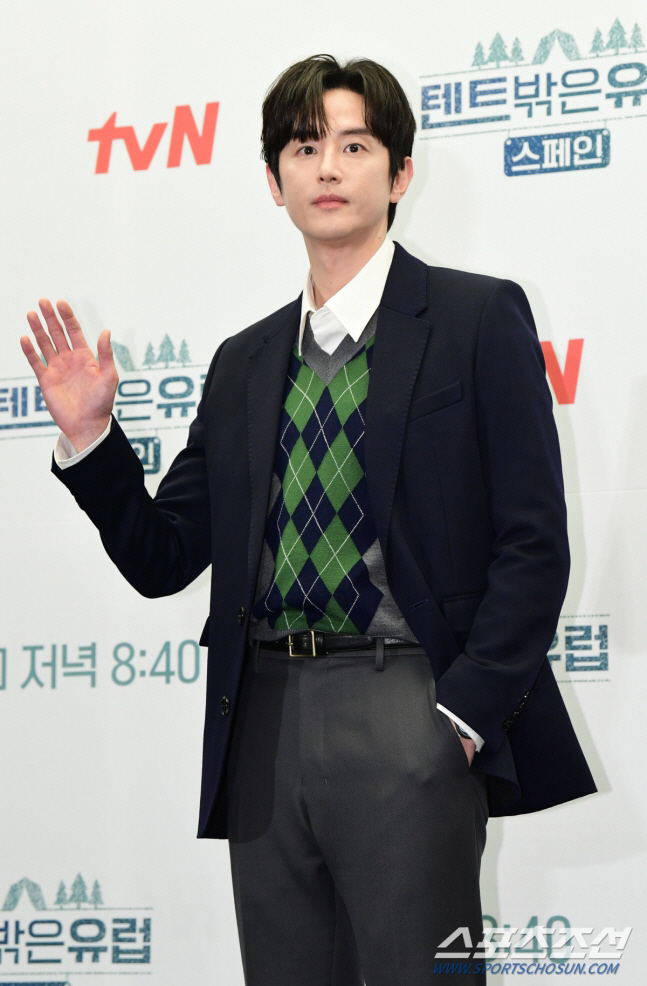 Kwon Yul Marries May 24th Non-Celebrity Lovers ♥ and Centennial ...