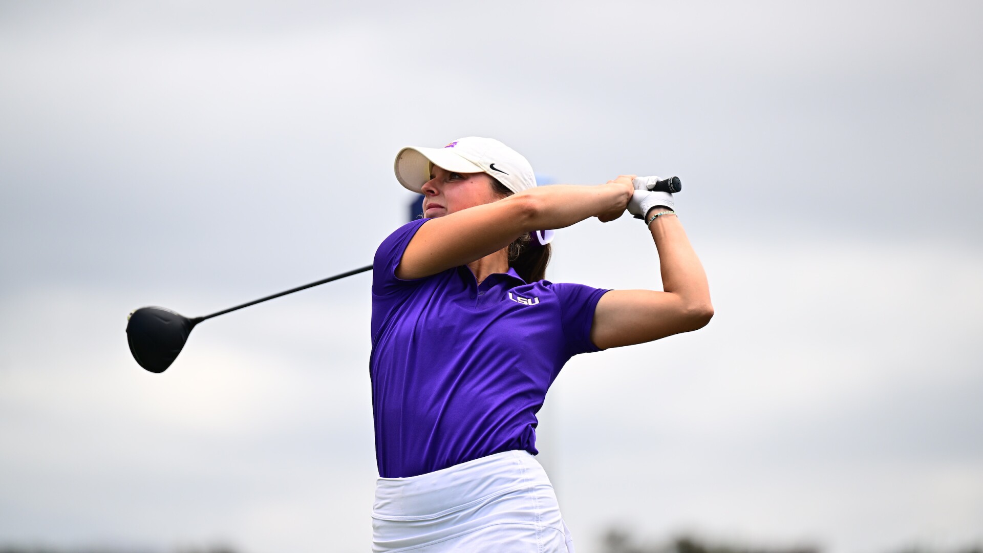 LSU, UCLA rally in afternoon to make 54-hole NCAA cut; Florida misses ...