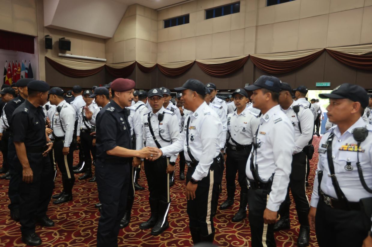 Police intensify operations against heavy vehicles