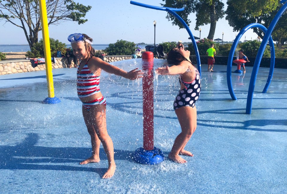Best Splash Pads, Splash Parks, and Water Playgrounds in Connecticut