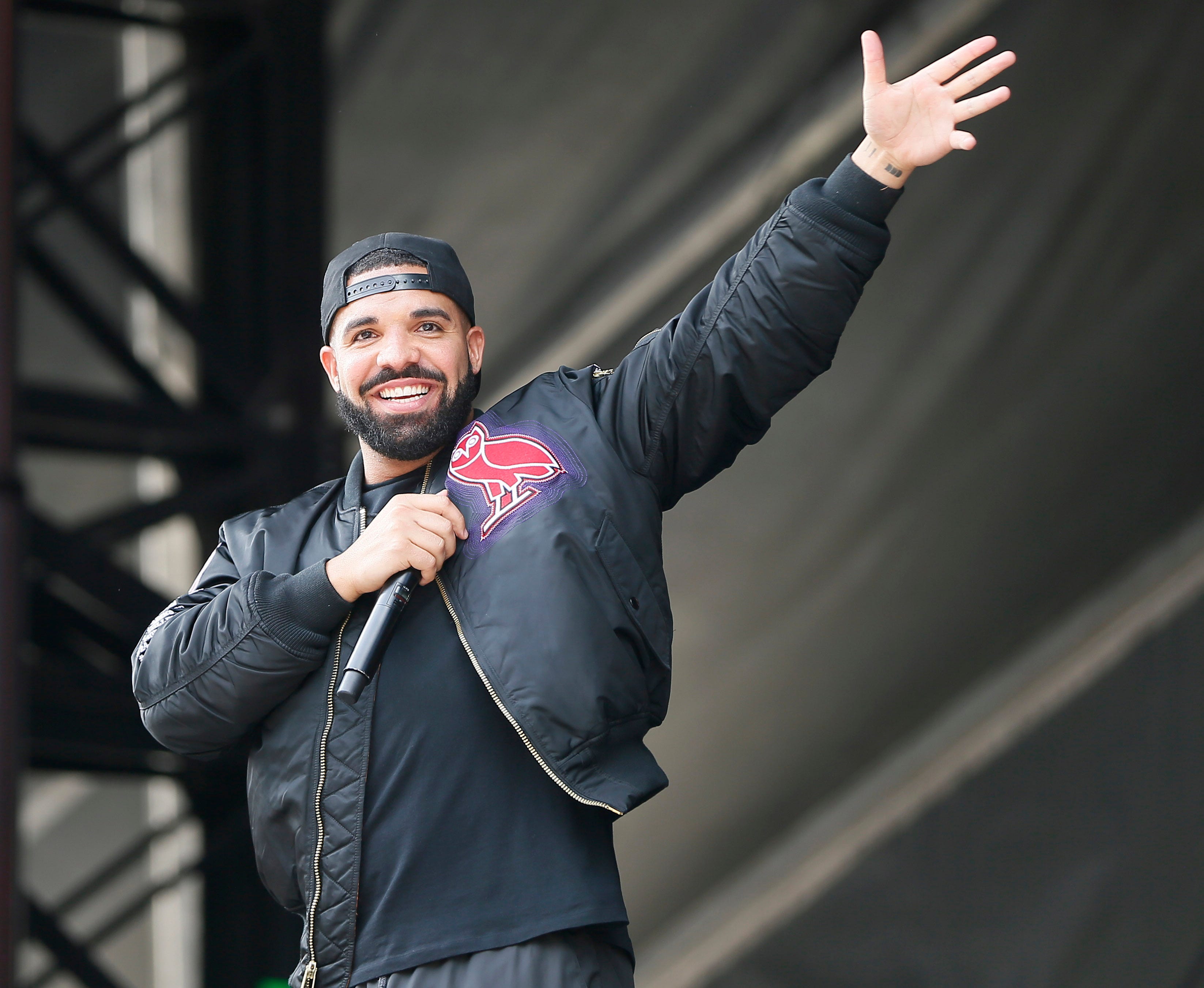 Drake's $1 million Game 7 bet on the Maple Leafs created the ultimate ...