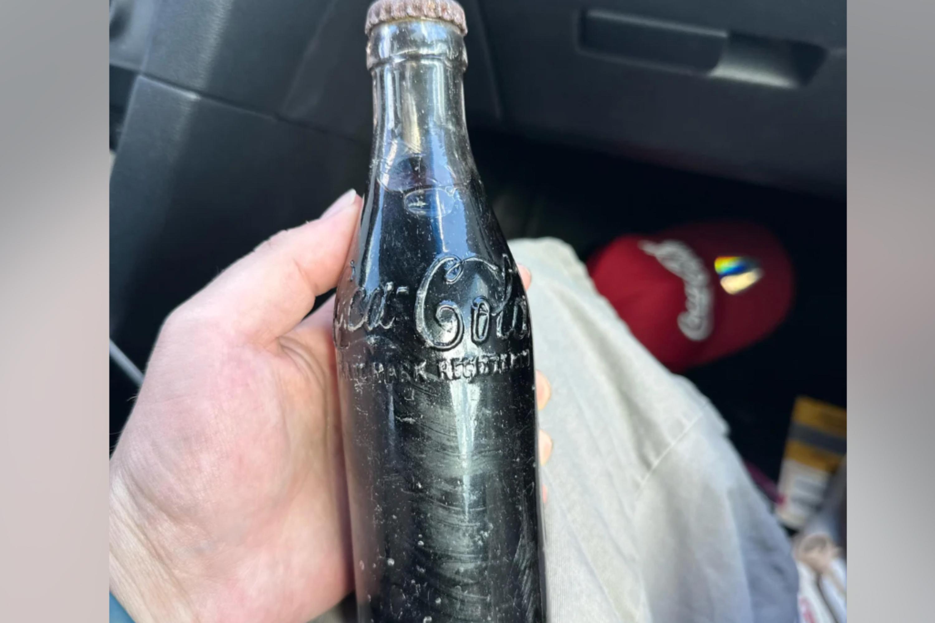 Antiquer finds century-old Coca-Cola bottle—then discovers its worth