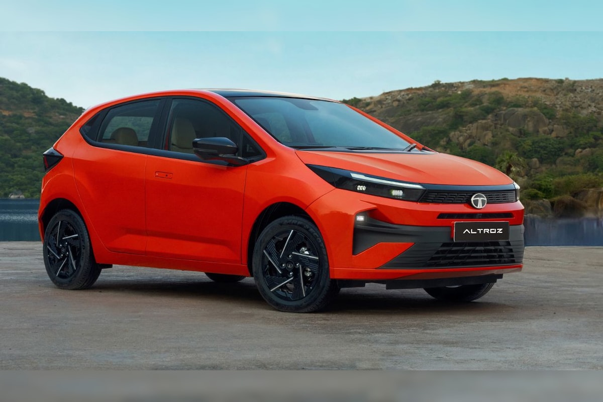 Tata Altroz Facelift CNG Interior Images Leaked; Check Deets