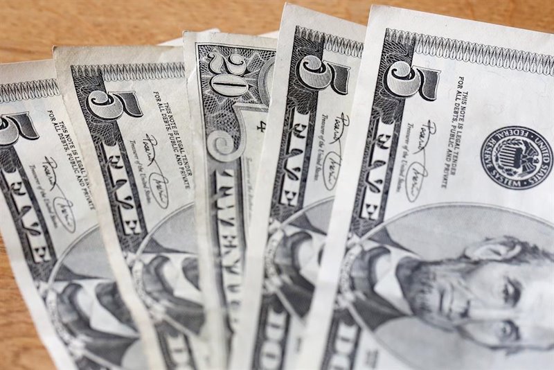 El rendimiento del bono de EEUU a 30 años supera el 5% tras la rebaja ...