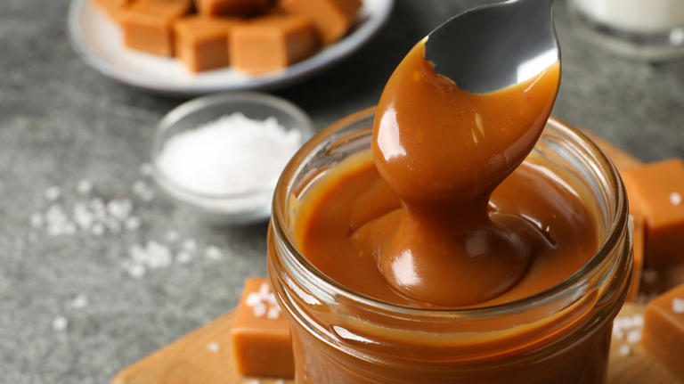 Toffee Vs Caramel: What's The Difference, Anyway?