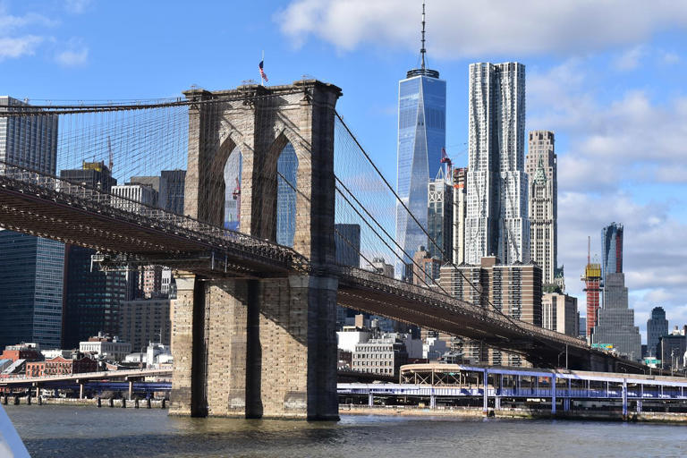 Why Did a Mexican Ship Crash Into the Brooklyn Bridge? Shocking Cause ...