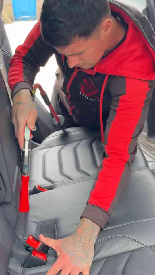 Satisfying Interior Detailing That Will Leave You Speechless