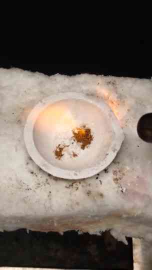 Making a pure gold bead