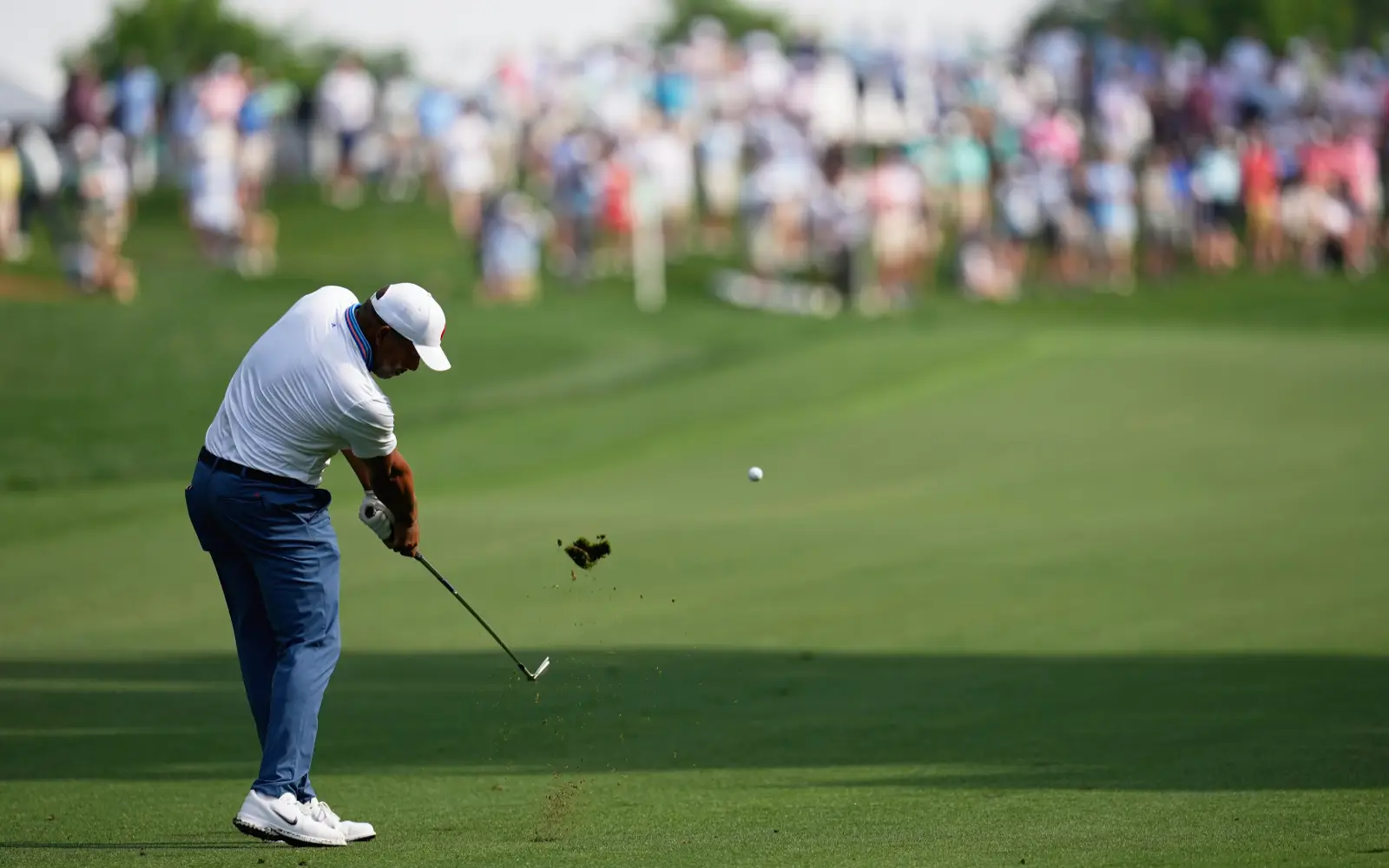 Vegas clings to PGA lead as Kim, Scheffler charge