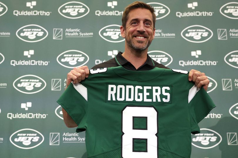 Aaron Rodgers' biographer reveals when QB will sign for Pittsburgh Steelers