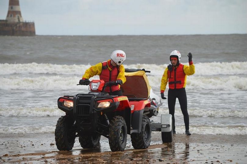 North East beaches where you can swim safely with RNLI lifeguards ...