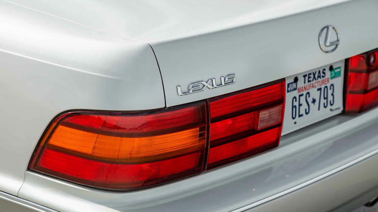 1990 Lexus LS400 Rewind Review: Driving the Groundbreaking Luxury Car Today
