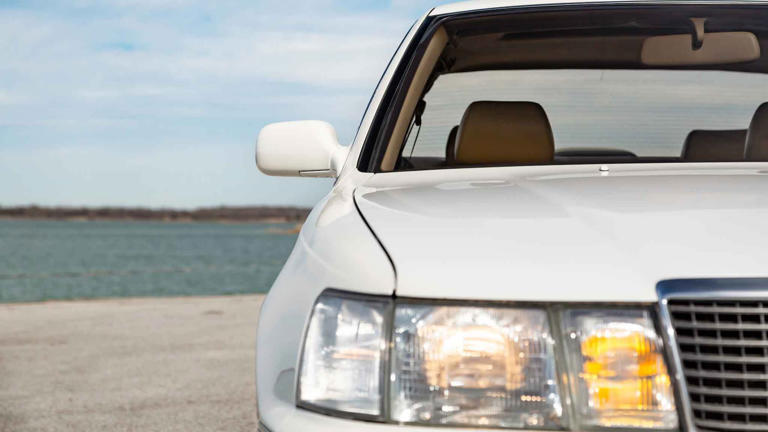 1990 Lexus LS400 Rewind Review: Driving the Groundbreaking Luxury Car Today