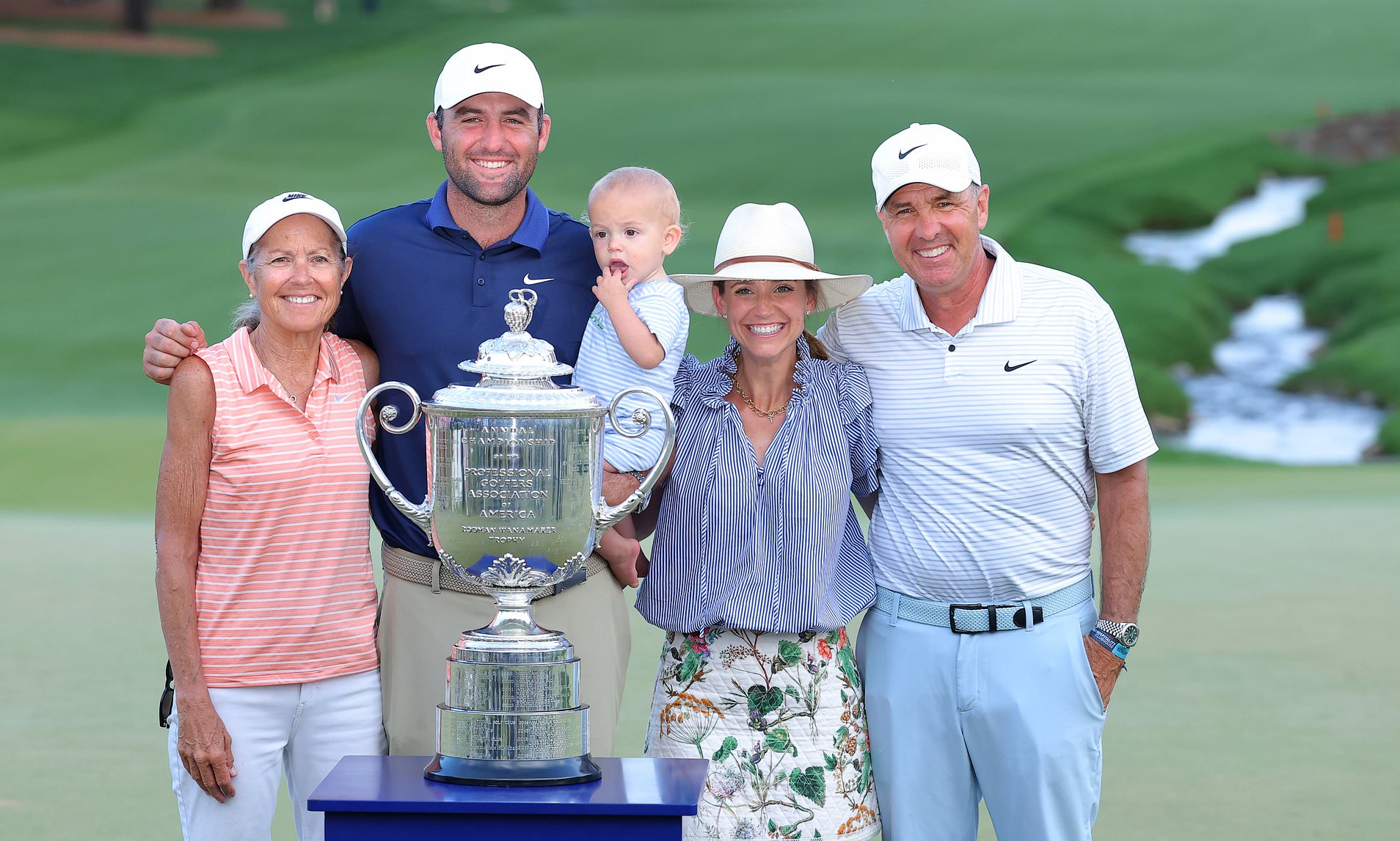 Scottie Scheffler suffers comical mishap with PGA Championship trophy ...