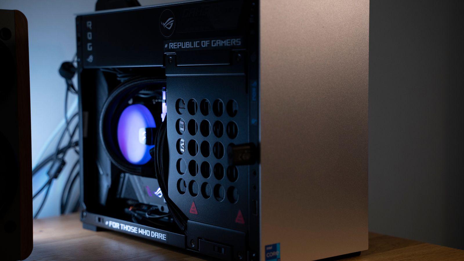 Ultimate DIY PC? Hands-On with Framework Desktop