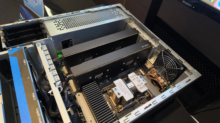 I'm actually jealous of the workstation that gets to use this Maxsun ...