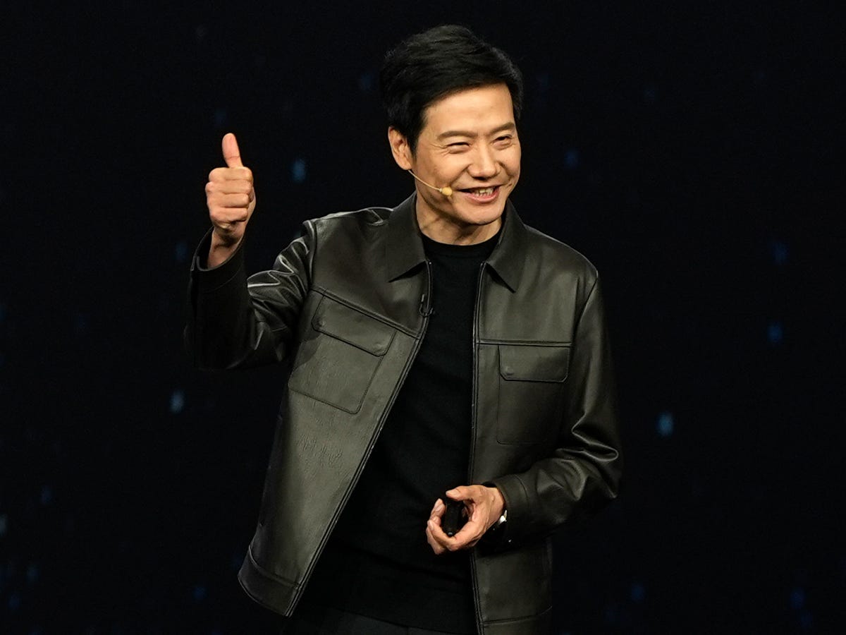 China's Xiaomi takes a page from Apple with a $7 billion plan to make ...