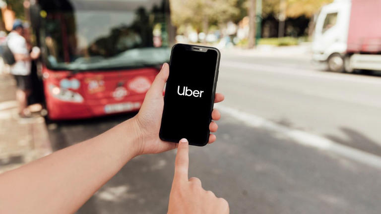 Uber Offers Metro Ticket Booking Services Via Its App, Enters ...