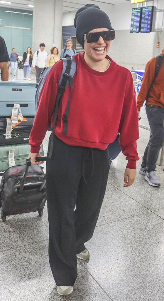 Melody, casi irreconocible, se despide de su look de diva en su regreso ...