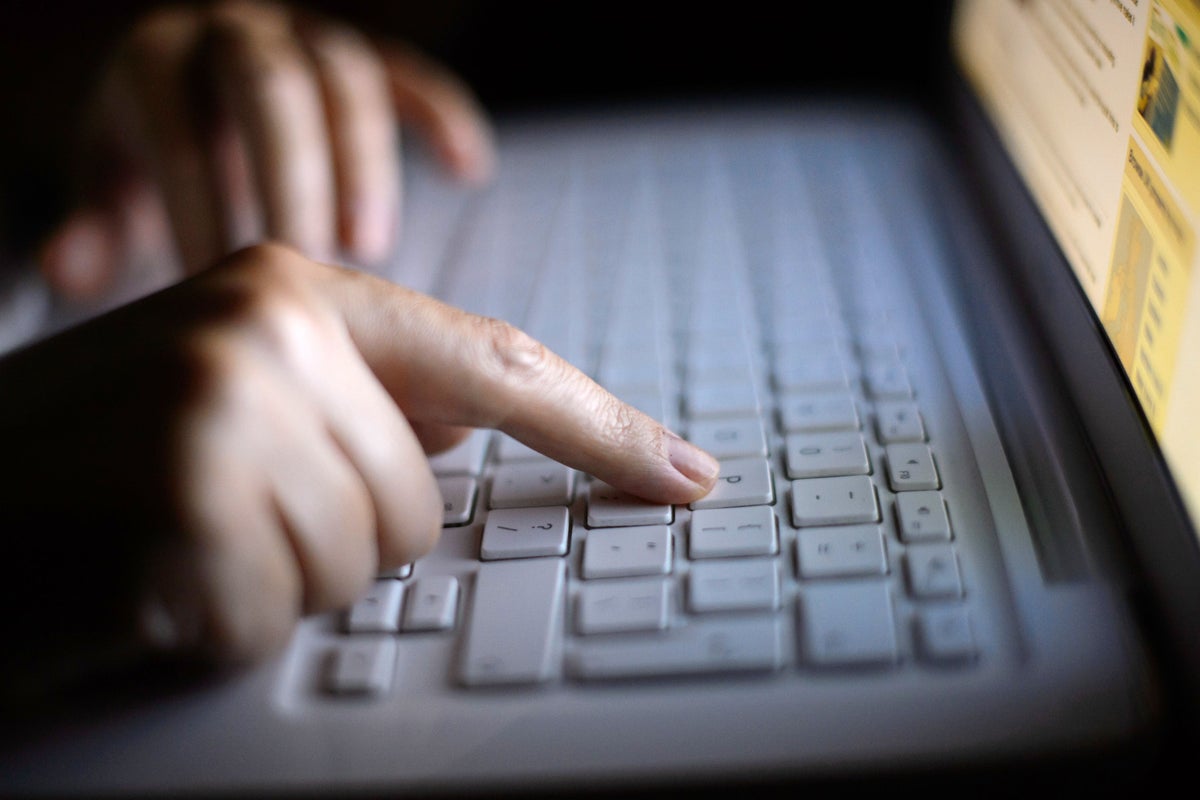 Experts explain whether you should ‘accept’ or ‘reject’ all cookies