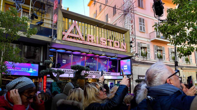 Sanremo 2026: Rai unica candidata, Mediaset e Discovery non aderiscono a bando