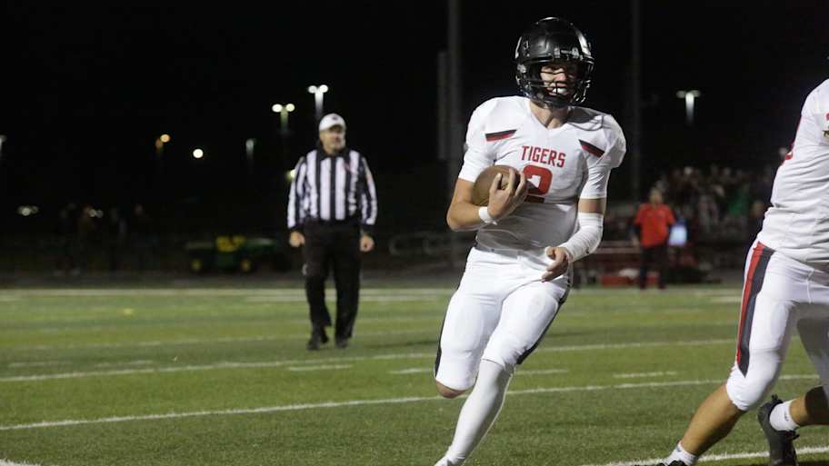 Who’s the Top Returning Iowa Class 4A High School Football Quarterback ...