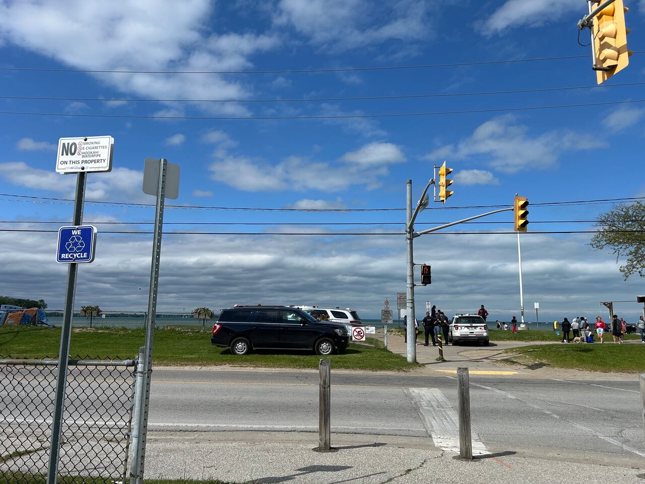 Police recover body of swimmer who had disappeared at Sandpoint Beach