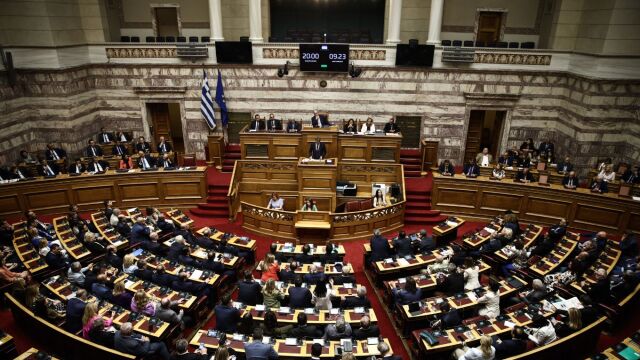 Βουλή: "Πράσινο" φως από την Κ.Ο του ΠΑΣΟΚ για κατάθεση της πρότασης ...
