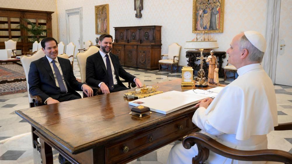 Pope Leo XIV holds Vatican talks with JD Vance