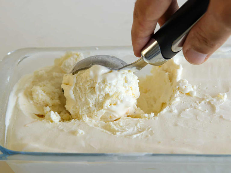 3-Ingredient Lemon Ice Cream