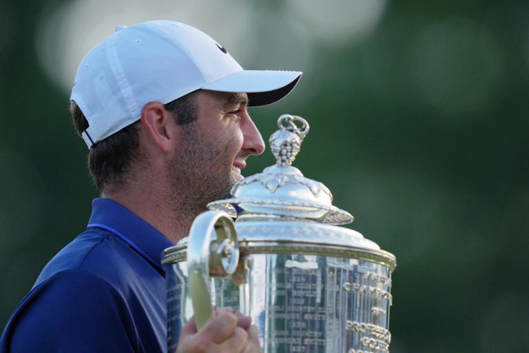 PGA Tour tried to troll Panthers in now-deleted post