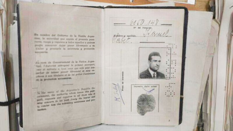 Israel recovers archive belonging to spy Eli Cohen who was hanged in ...