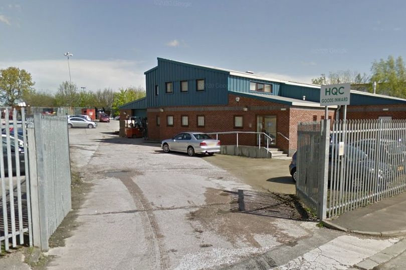 Man lost part of his finger after it got tangled in machine at work