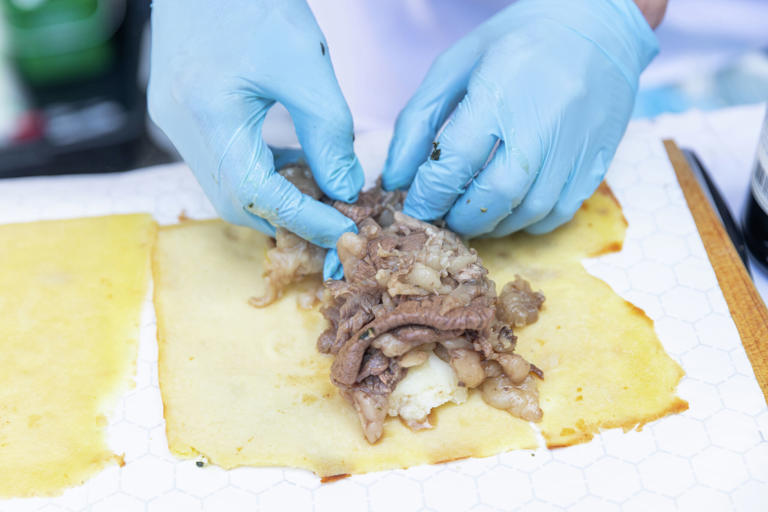 The best pit stop at Bay to Breakers was a House of Prime Rib-inspired ...