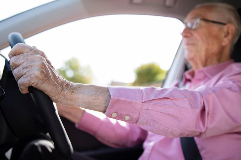 Major driving licence change to hit 50 million Brits 'by 2026'