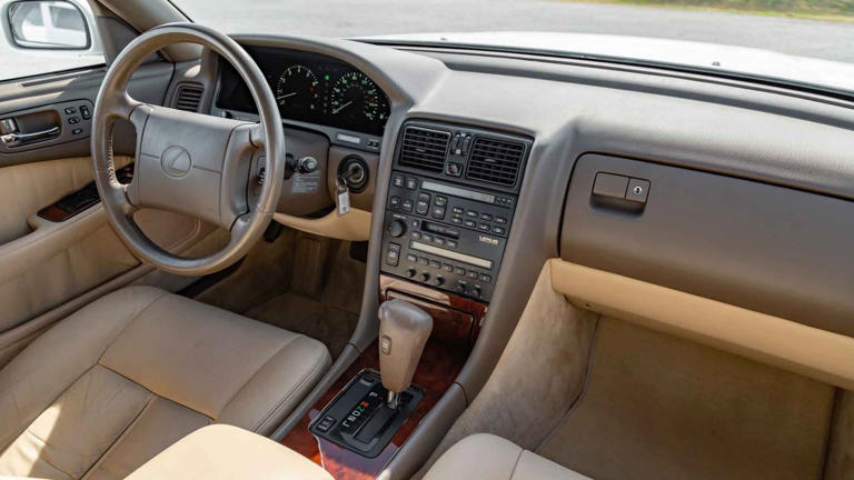1990 Lexus LS400 Rewind Review: Driving the Groundbreaking Luxury Car Today