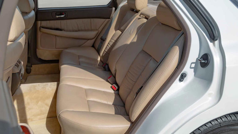 1990 Lexus LS400 Rewind Review: Driving the Groundbreaking Luxury Car Today