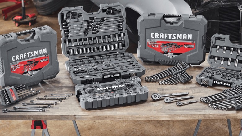 What's Included In The Craftsman Overdrive 284-Piece Mechanics Tool Set?