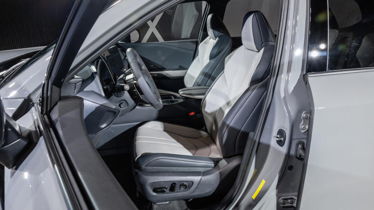 2024 Lexus TX Gallery: Exclusive Photos Detail the New Luxury 3-Row SUV