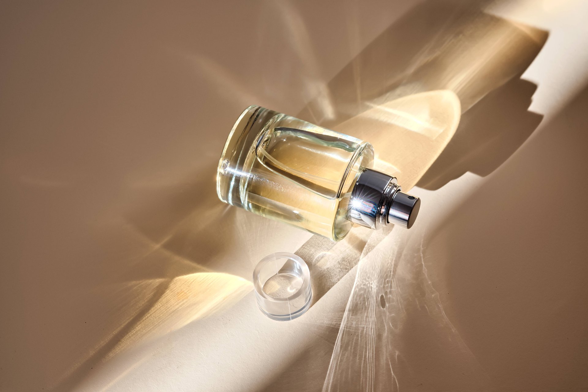 Sommerfrische im Alltag: Das Duftspray mit Kokosnuss-Aroma für Körper ...