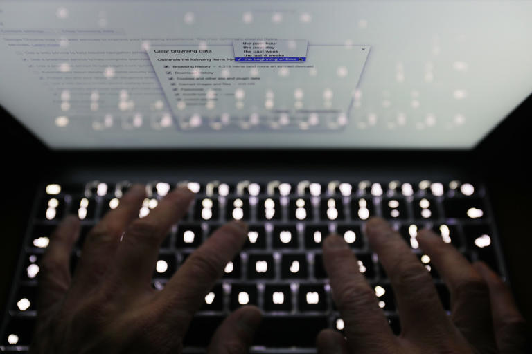 Experts explain whether you should ‘accept’ or ‘reject’ all cookies