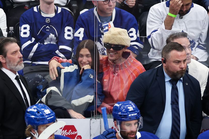 Justin Bieber puts on PDA with Hailey as rep breaks silence on P Diddy ...