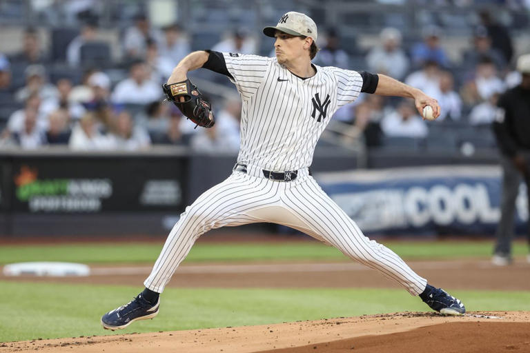 Yankees holding their breath as star pitching faces concerning injury