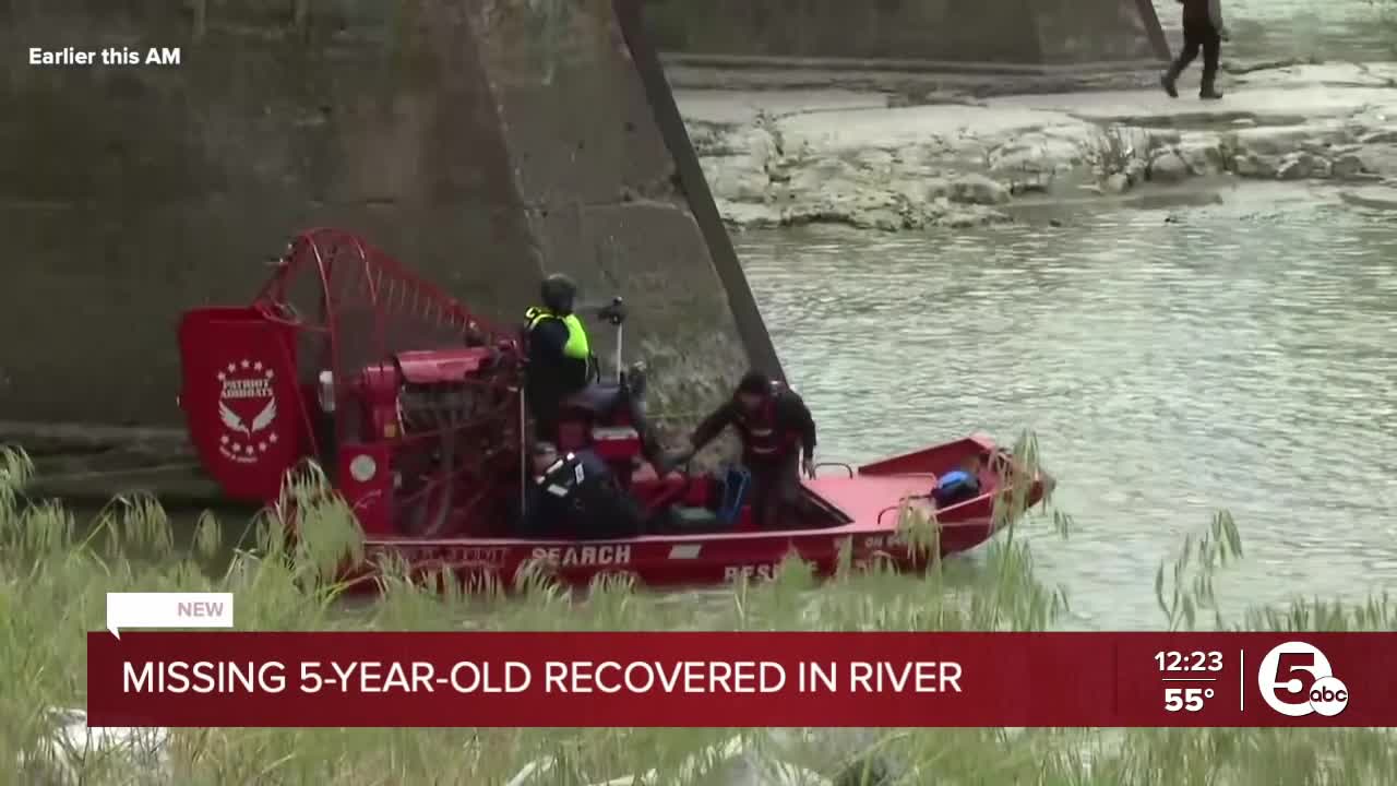 5-year-old girl's body recovered; third death in family struck by train