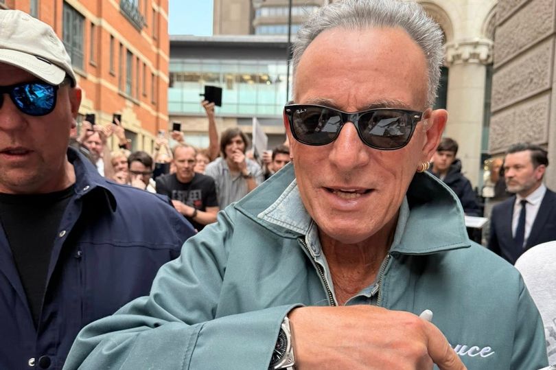 A £23k-a-night hotel takeover, shopping and strolls - how Bruce ...