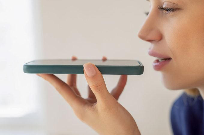 The Real Reason Your FaceTime Calls Sound So Bad